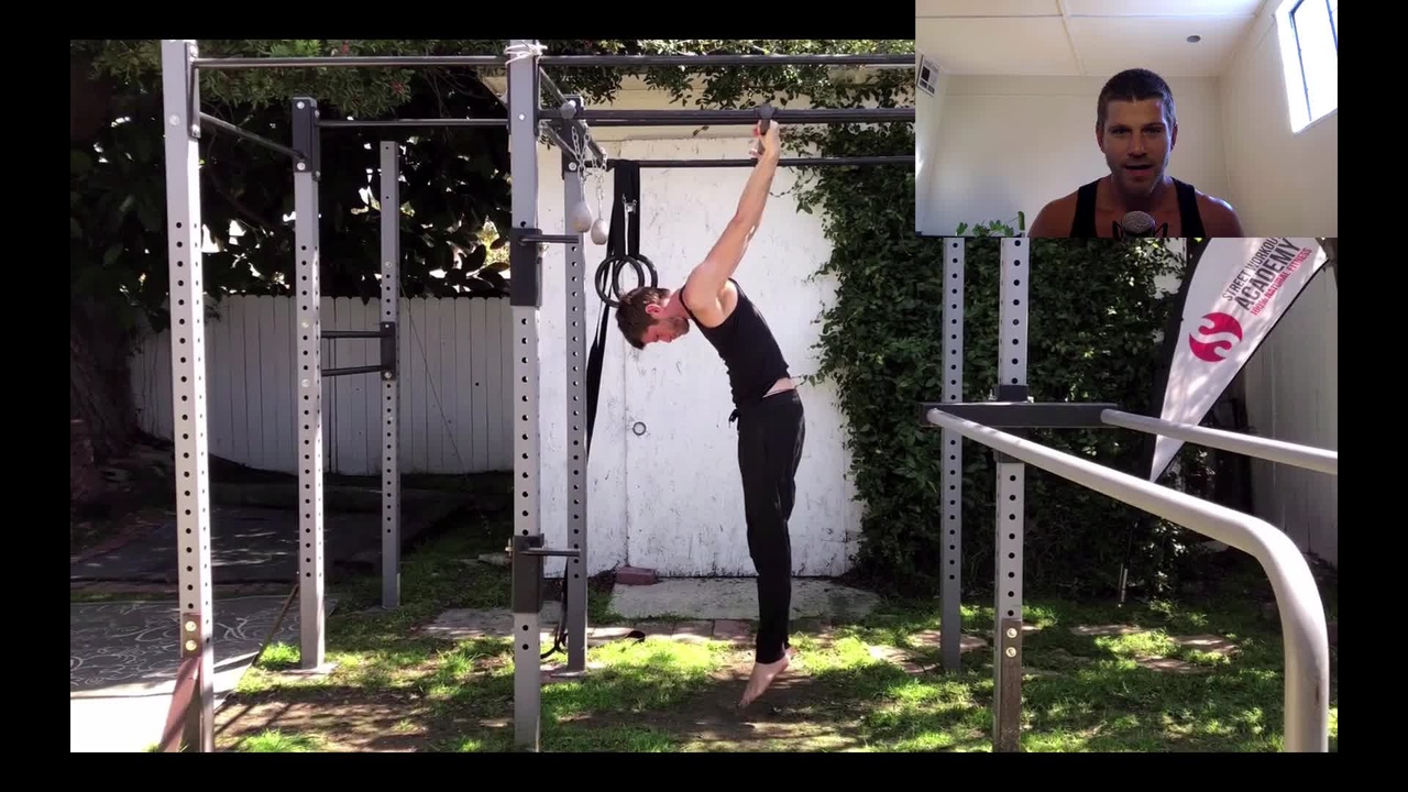 How To Build Strong And Mobile Shoulders With Calisthenics