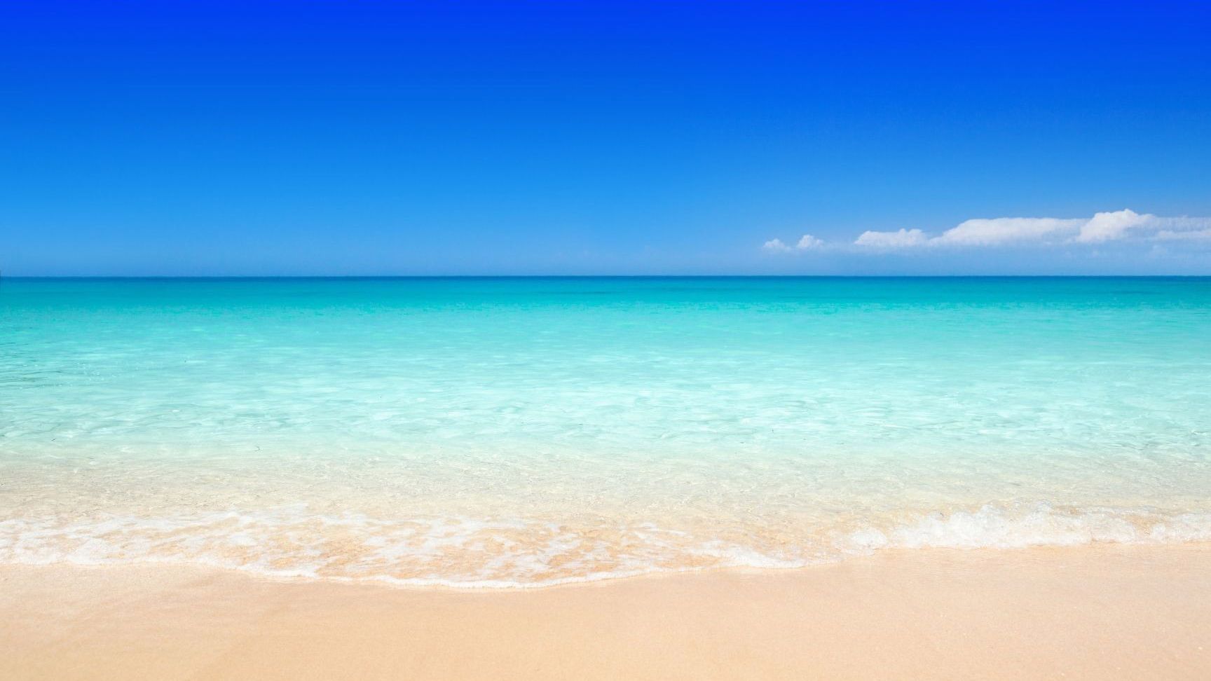 Understanding Blue: Mixing Navy and Turquoise