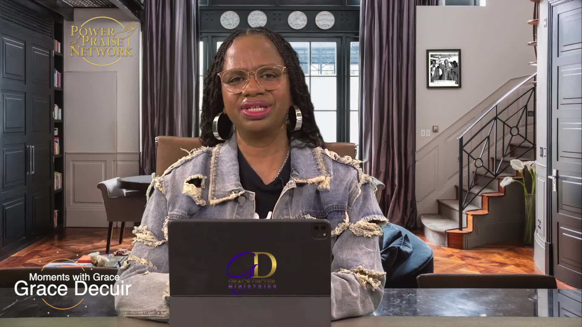 Moments with Grace: Faith, Waiting, and Breakthrough
