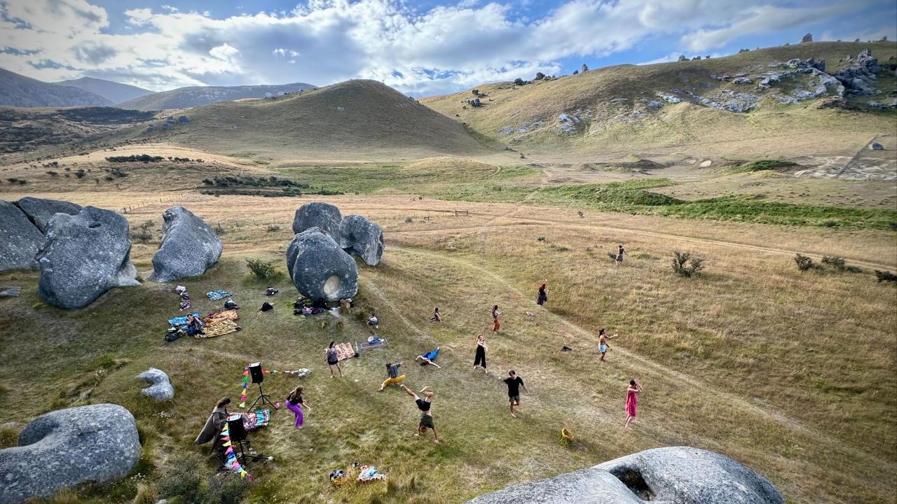 Somatic Dance | Castle Hill