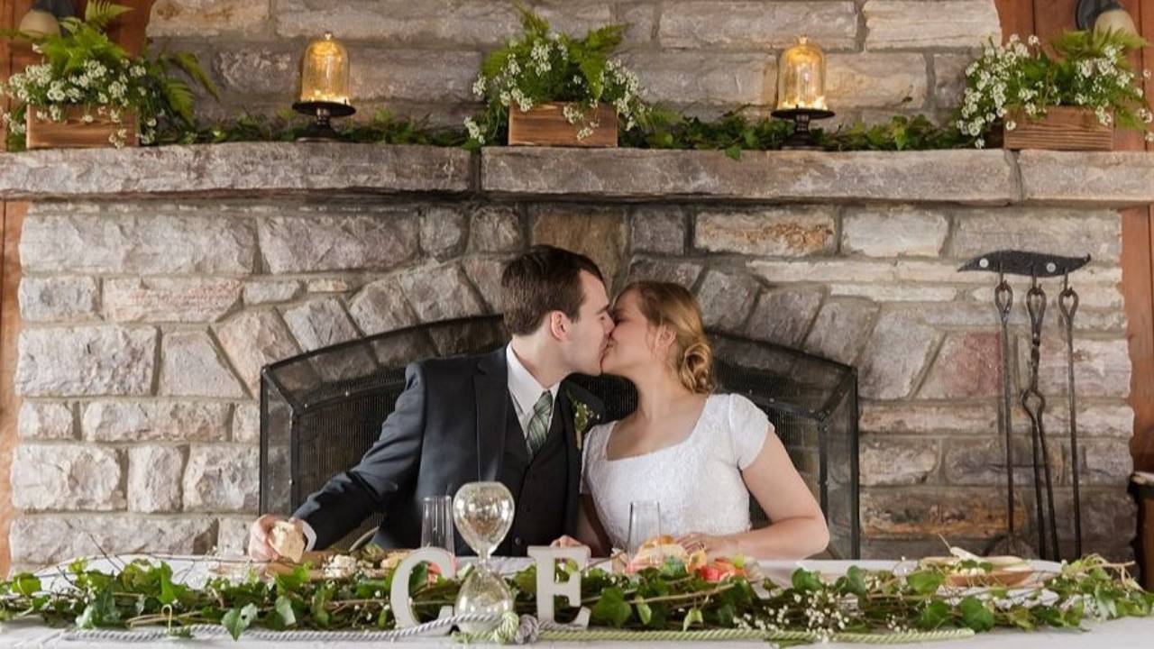 Planning Your LDS Wedding Reception: Music, Food, and Invitations
