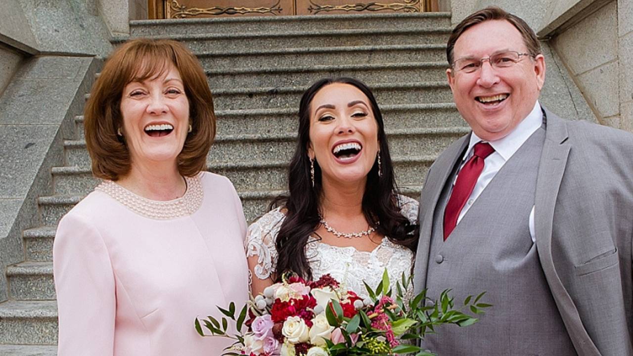 Mother of the Bride Etiquette FAQ – LDS Wedding Planning Guide