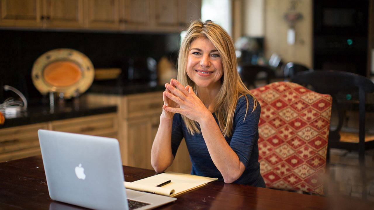 9 Ways to Offer and Receive Support