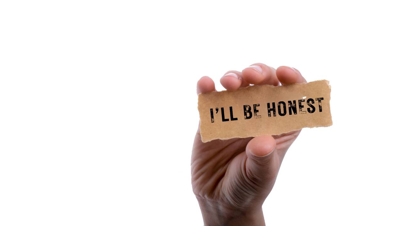 Signalling honesty in customer reviews