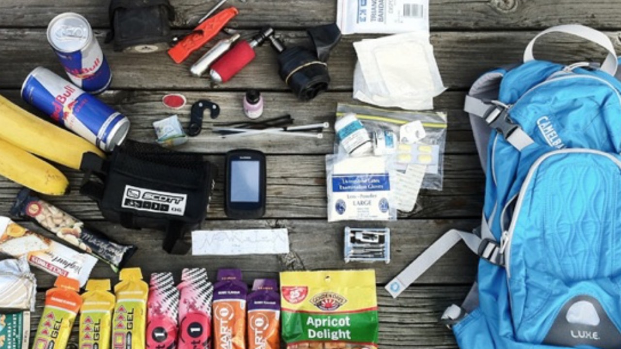 PACKING FOR A BIKE RACE - THE ESSENTIALS!