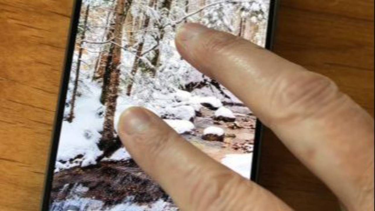 Are you “zooming in” all wrong with your smartphone?