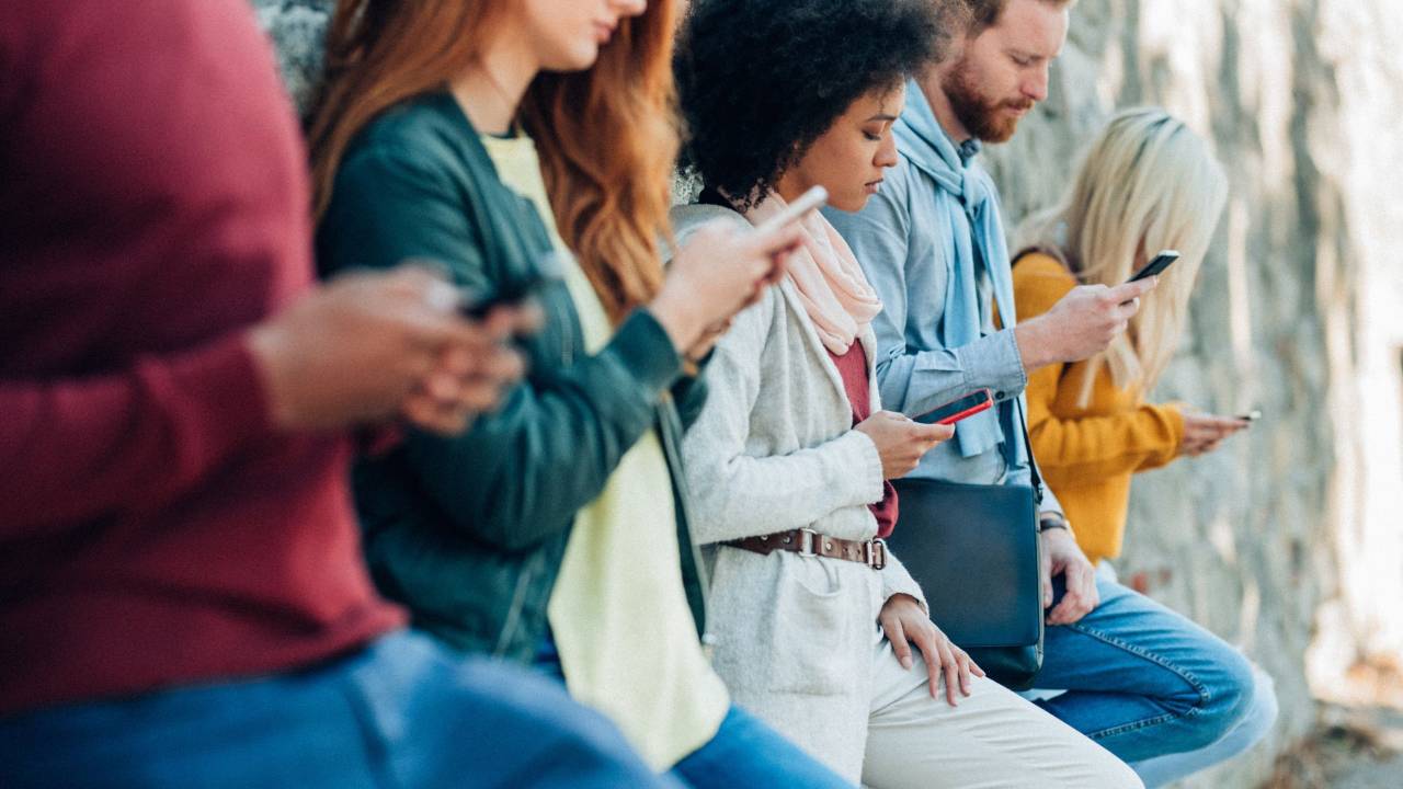 How Frequent is Too Frequent to Post on Social Media?