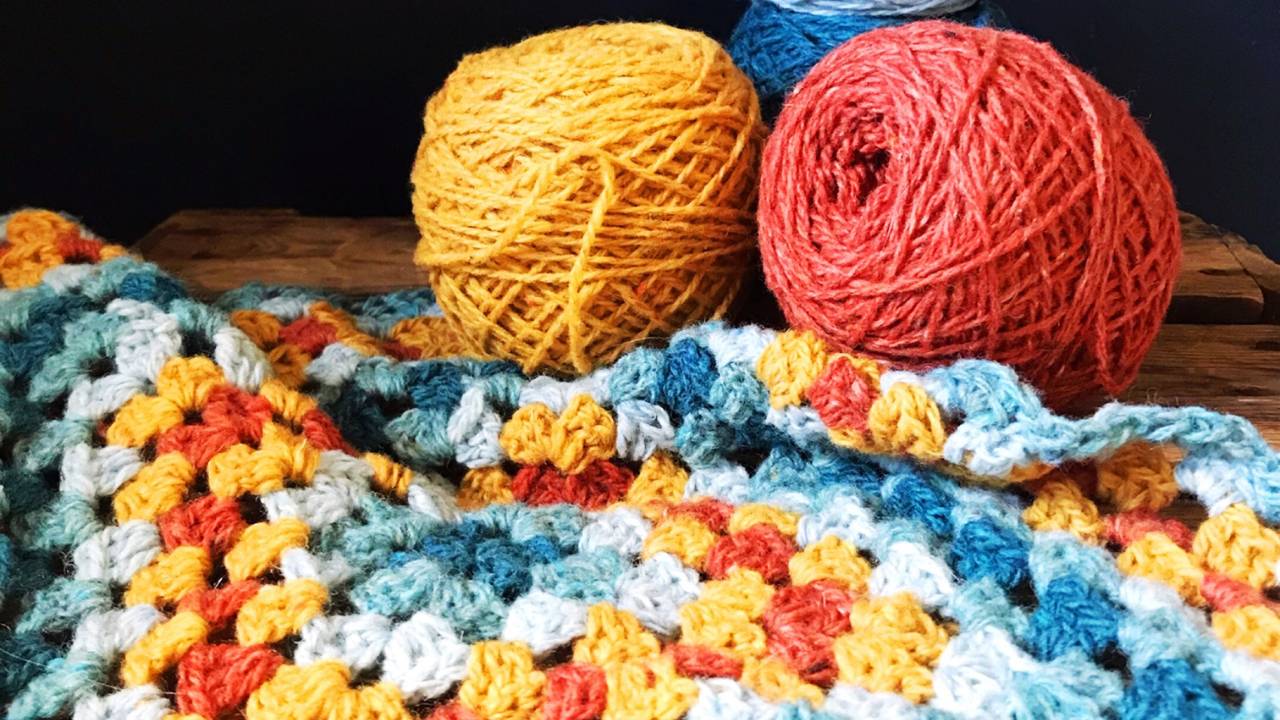 Beginner's Crochet: Sunflower Blanket Online Course | The Mercerie