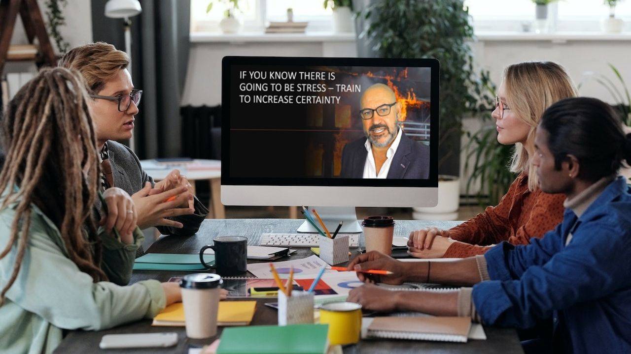 Hiring a Virtual Keynote Speaker - What Are the Benefits?