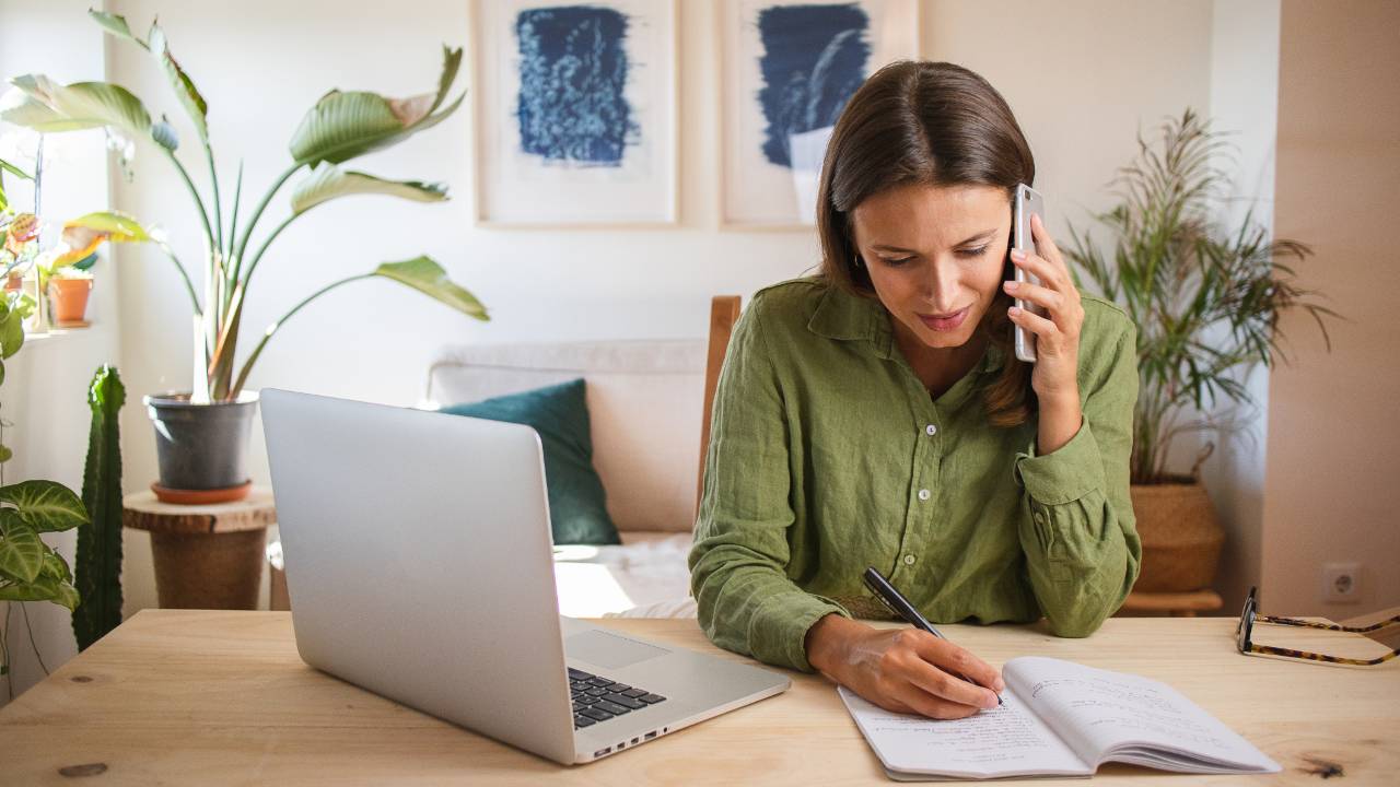 10 Effective Tips to Stay Active While Working Remotely