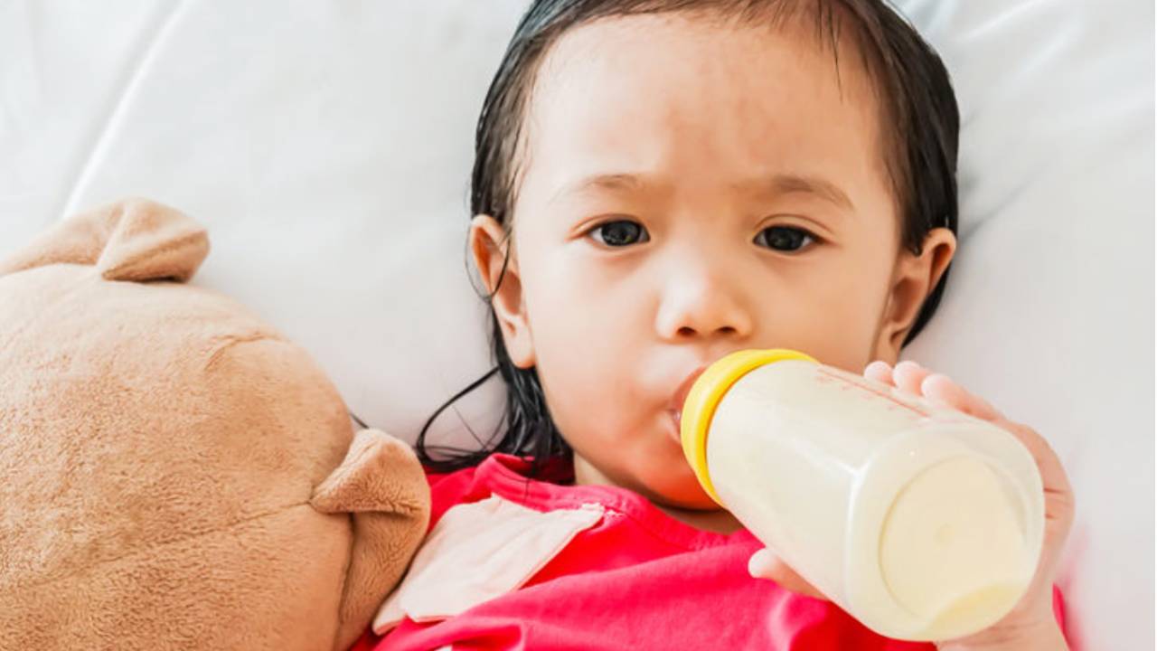 When to Wean Bottles and Why