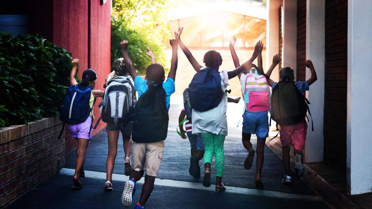 4 Tips to Manage End Of School Year Overwhelm