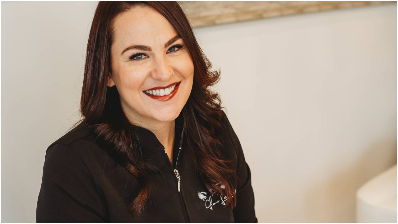 Liz Bussey. Glow Lashes & Training Academy Inc. Feature Article.