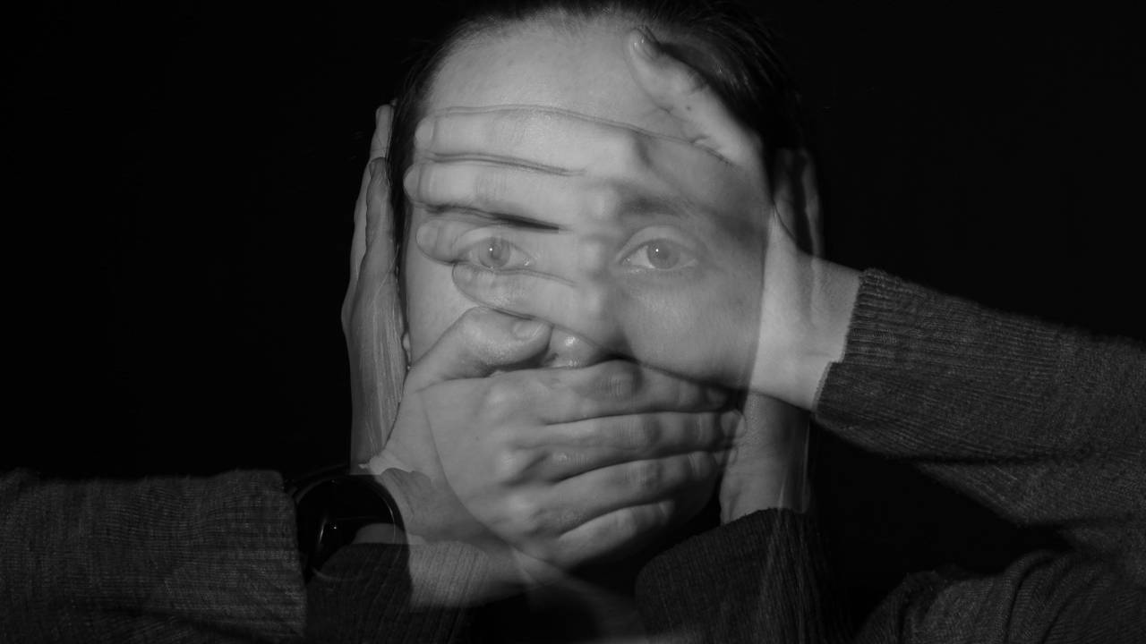 Understanding Intrusive Thoughts: What They Are and How to Cope