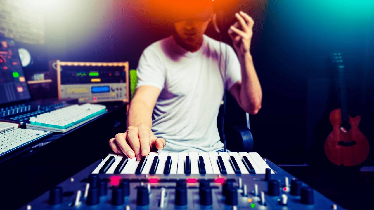 5 Ways to Learn Music Production