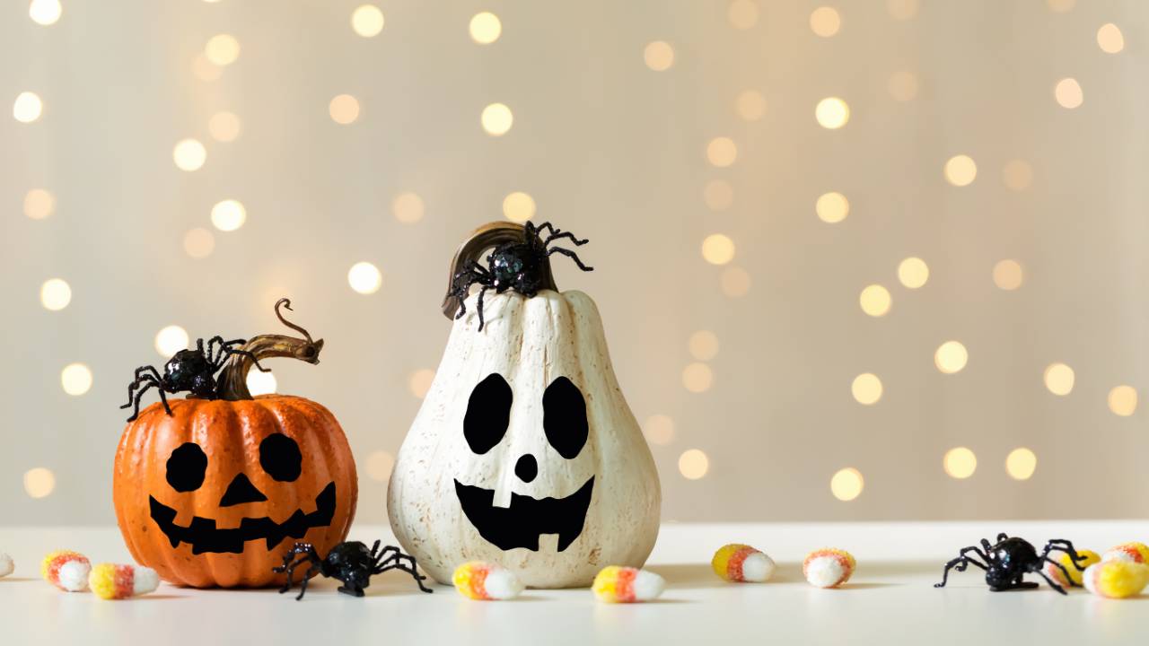 Halloween Couple Costumes: Spooky & Fun Duos