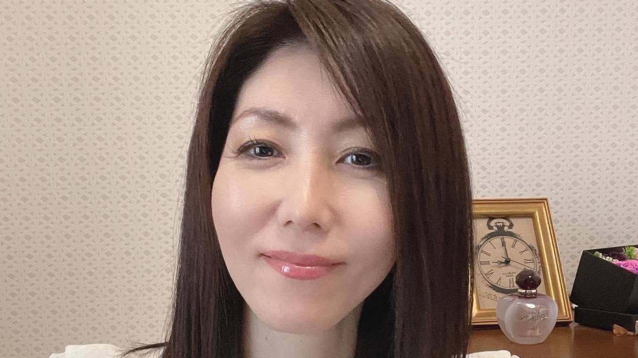 Japanese Lesson - Mika Yoshikawa