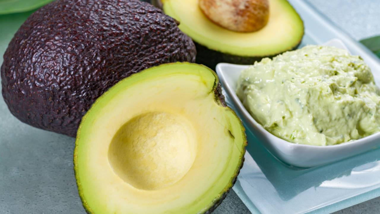 Avocado Wonders: Unlocking a Superfood's Health Secrets