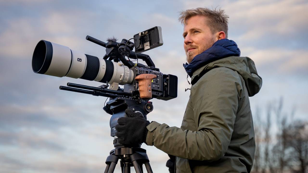 How to Keep Your Subject in Focus When Filming