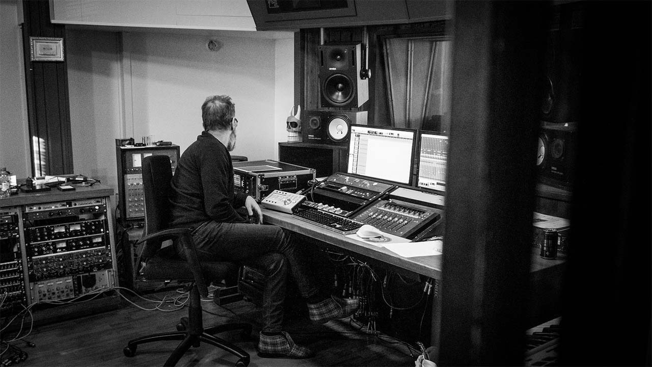 How To Back Up Projects In Logic Pro | Prevent Data Loss