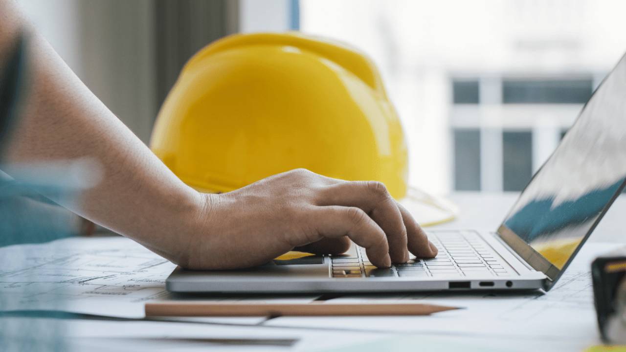 Technical English for Engineers [Group Course]