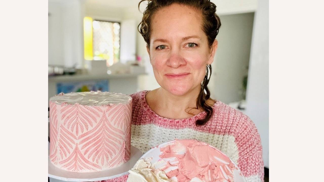 Cakes and cake decorating workshops Canberra
