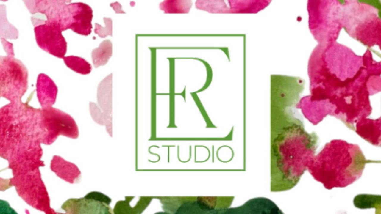 Glass and resin, watercolor, mixed media artist, groups and courses