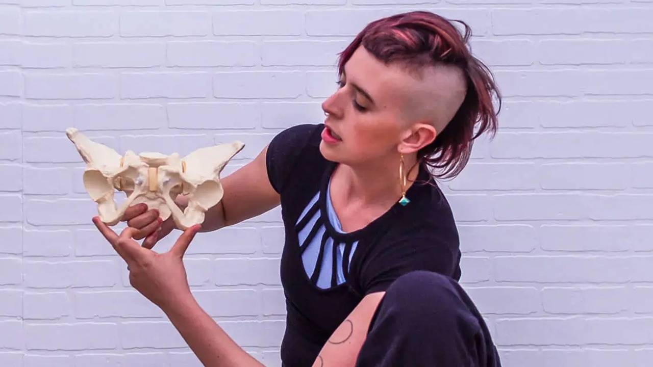 Foundations of Female Movement: Anatomy and Physiology for Women
