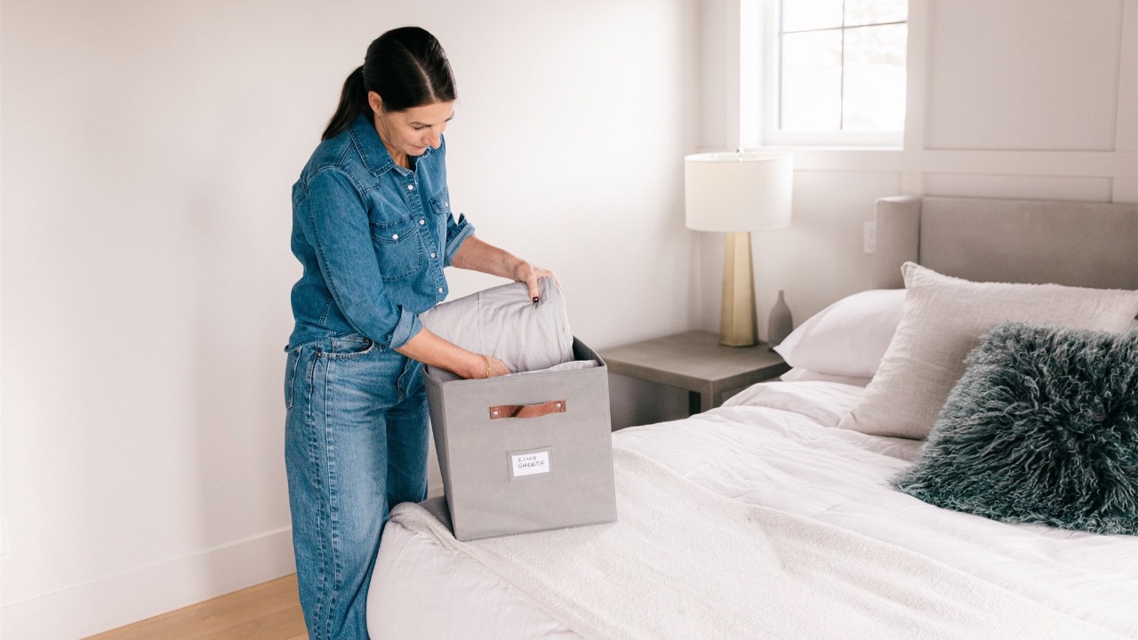 The Science of Sleep: How Decluttering Your Bedroom Can Lead to Better Rest