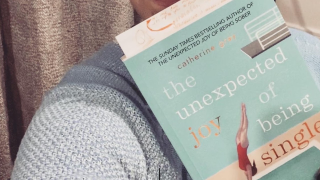 12 Best Books for Single Women: The Books You Should Read!