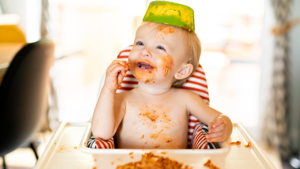 The Importance of Messy Food Play During Weaning