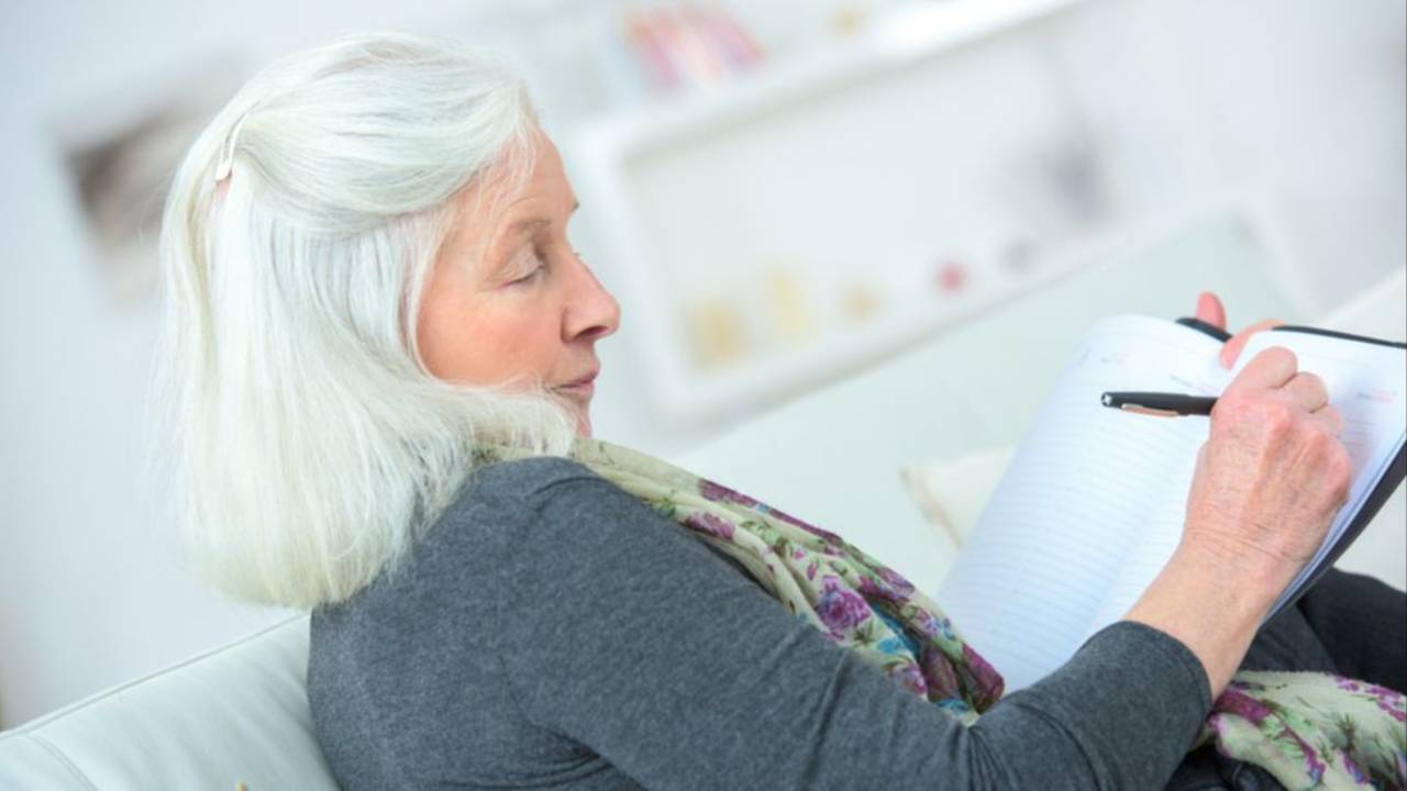 How Do You Begin a Journaling Practice? Start Simple!