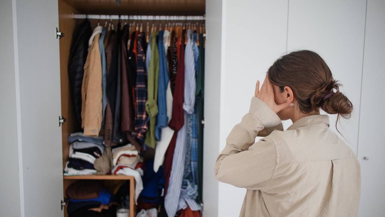 Battling Clutter: 9 Places it Comes From and How to Combat it