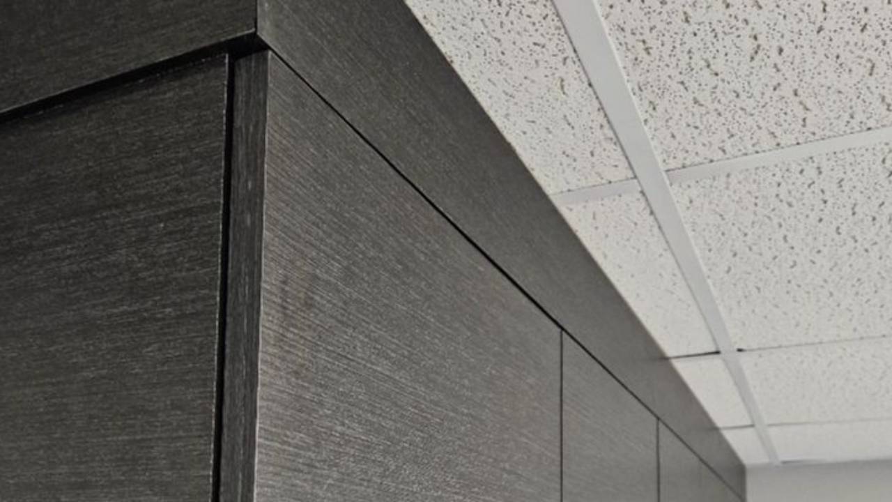 Cabinet Academy - Installing Full Flush Crown Molding