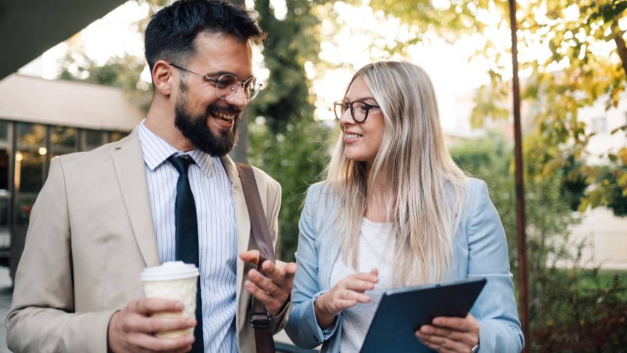 Polite vs Rude in French: What Learners Often Get Wrong