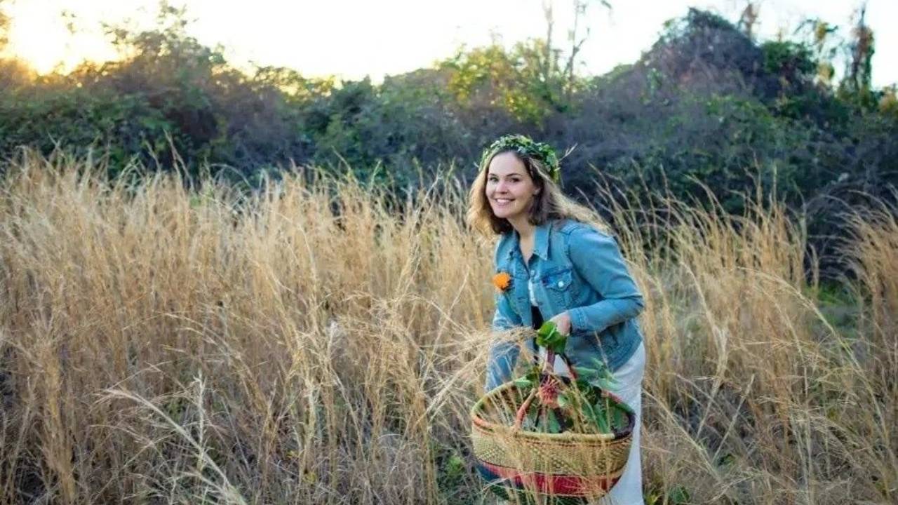 Free Year-Round Forage Guide