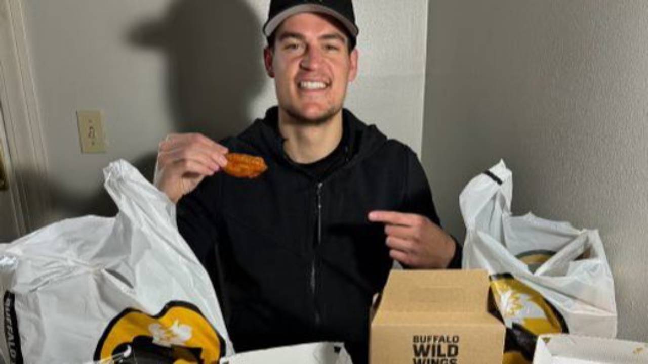 The Nuance of Jack Gohlke Cashing In on March Madness NIL Deals