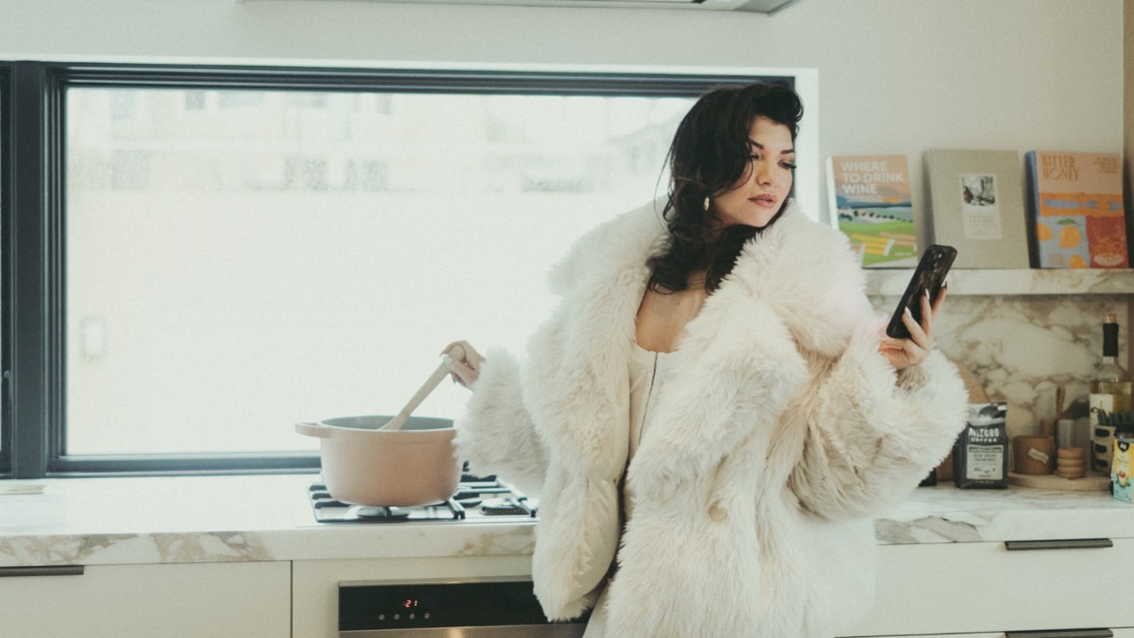 Wildly Wealthy Mother Mastermind Waitlist