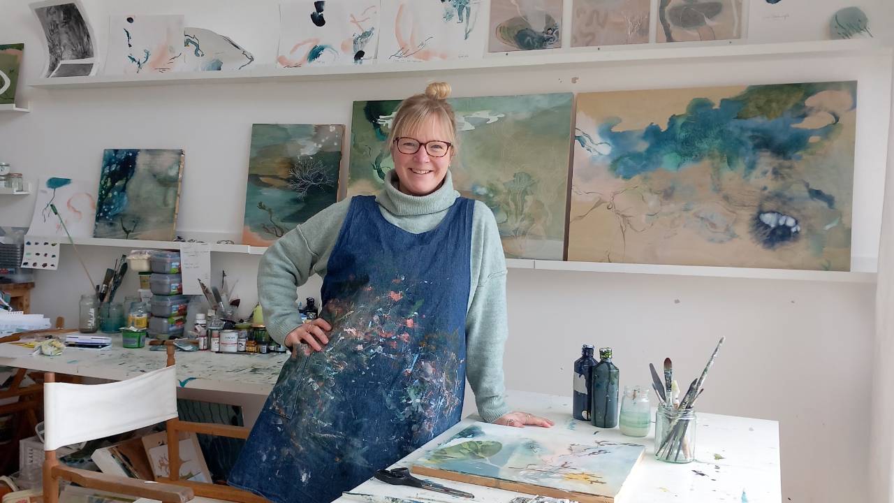 The Happy Artist Studio by Tara Leaver