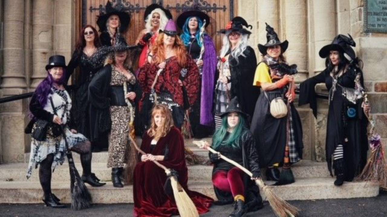 Dance with the Sand Witches