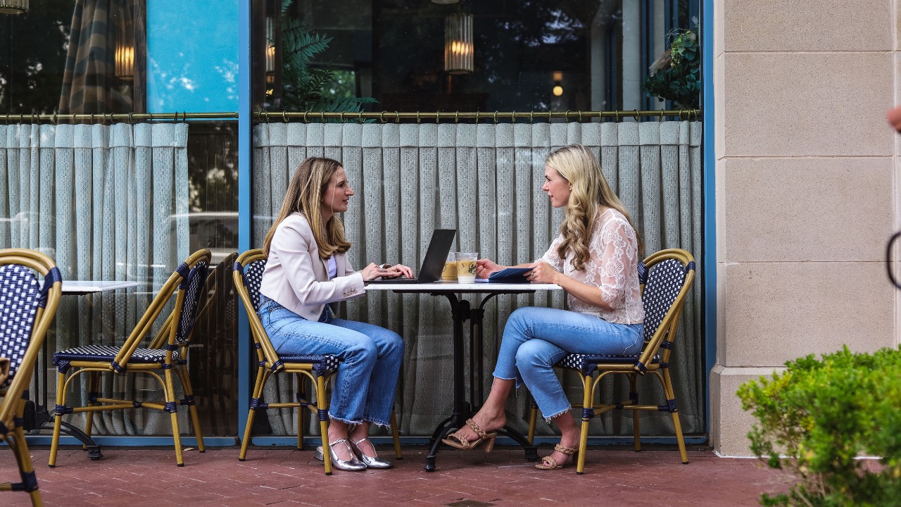 How to Share Client Testimonials Legally (and Impress New Clients!)