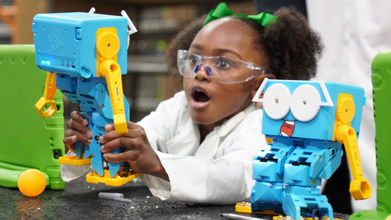 5 Unforgettable Computer Science Activities for Kids