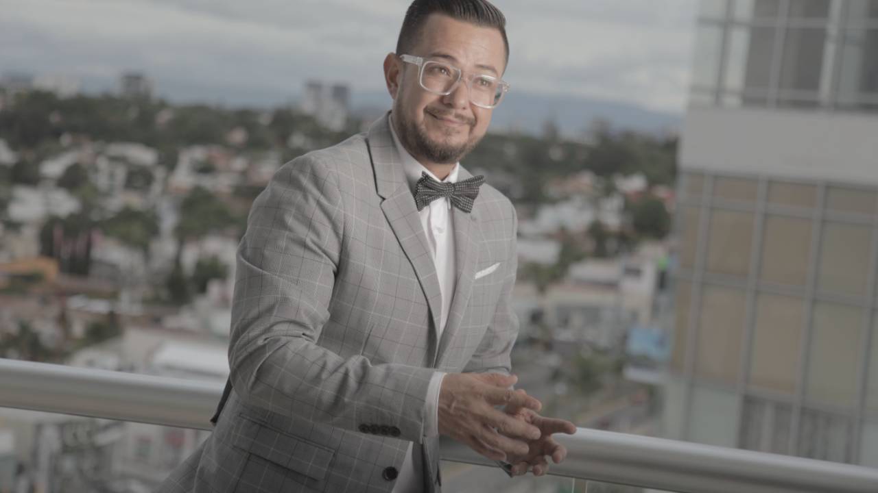 Servicios de Conferencias de Motivación de Omar Villalobos