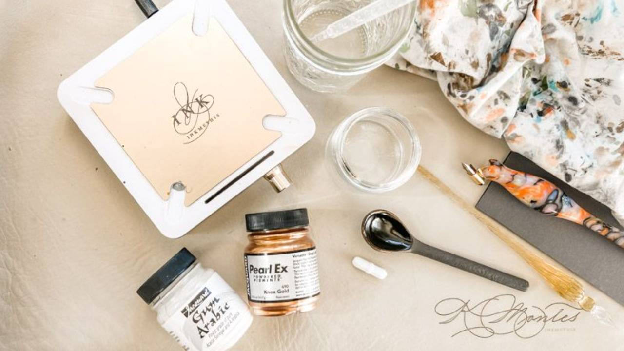 Mixing PearlEx for Dip Pen Calligraphy