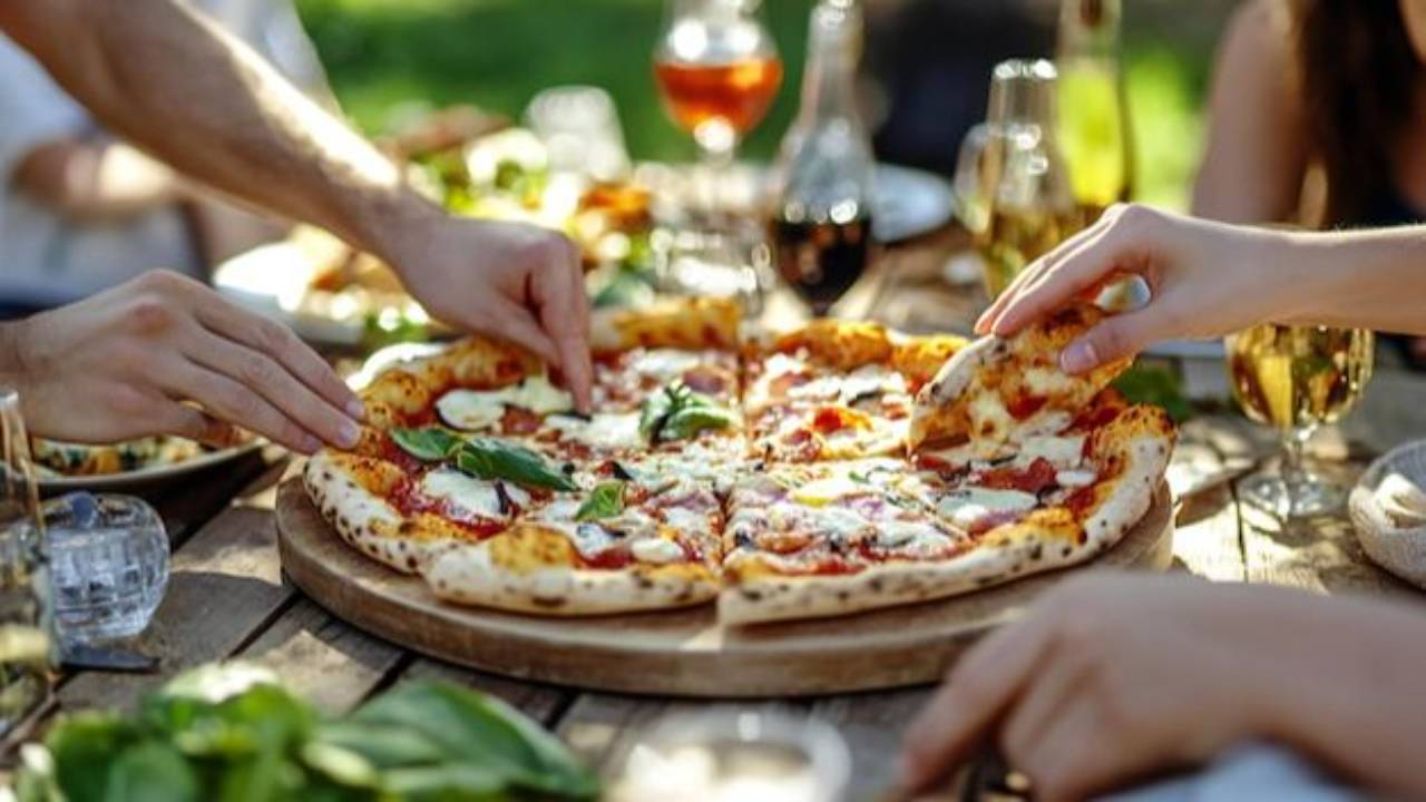 How to Eat Pizza the Right Way (According to Everyone, Everywhere)