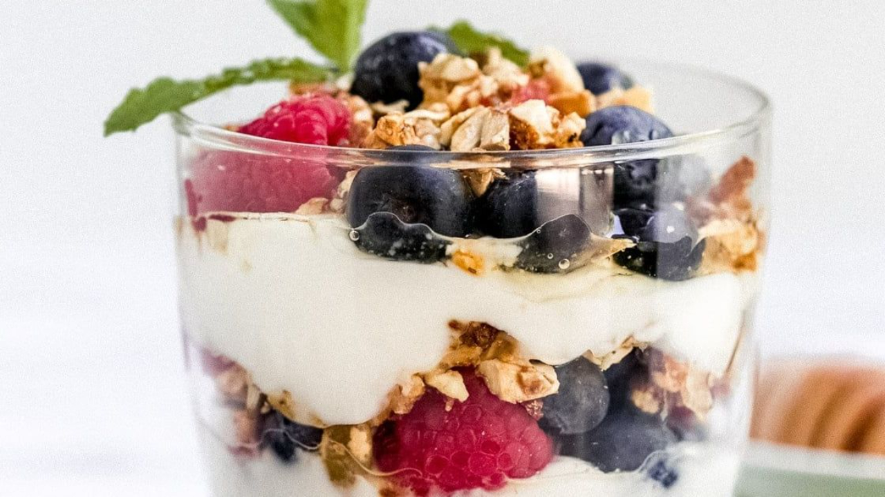 Berry Yogurt Protein Breakfast Parfait