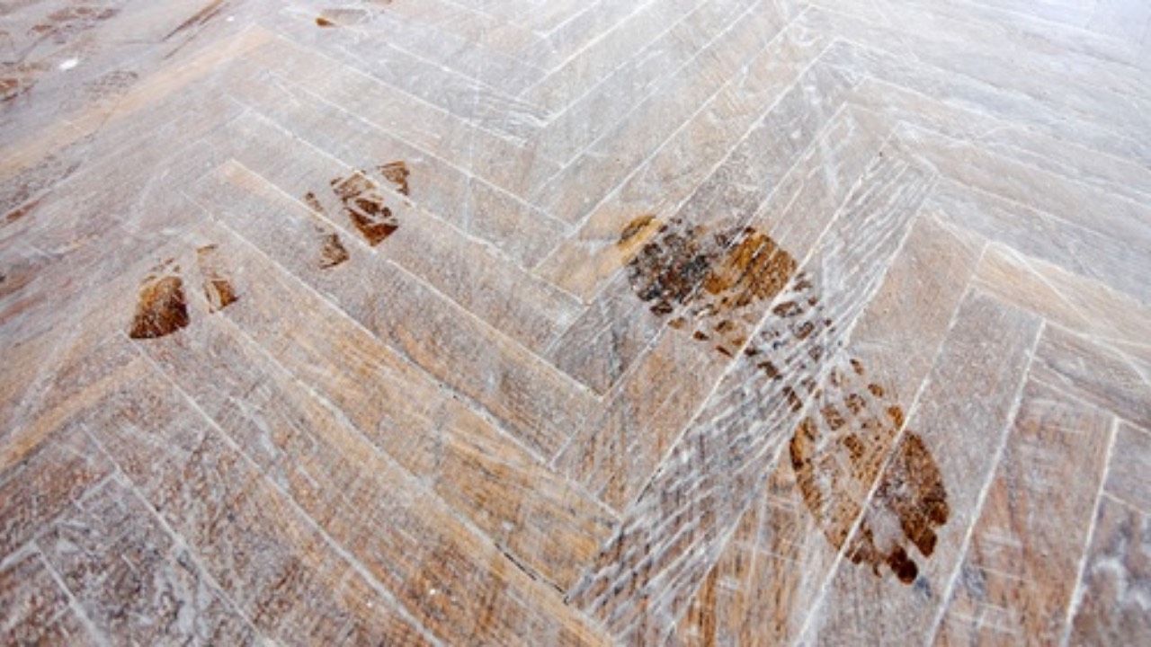 'Tis the Season for Dirty Footprints (and What to do About Them)