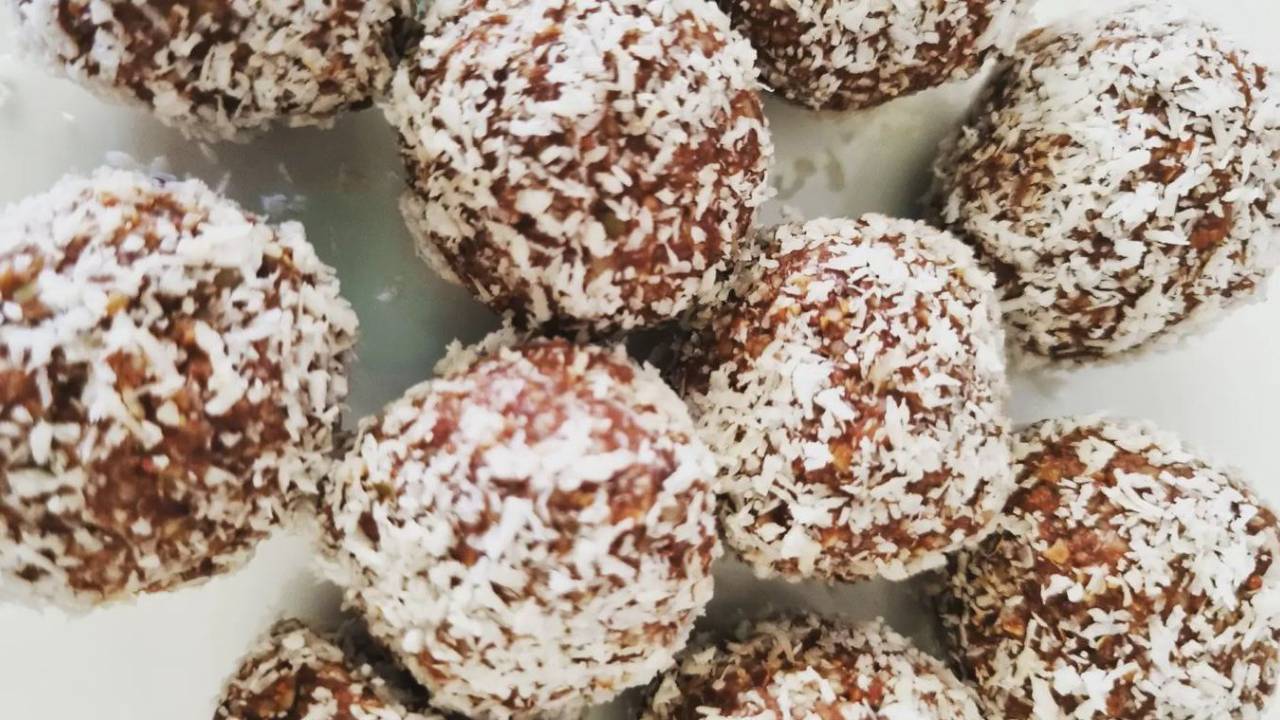 Recipe: Bliss Balls