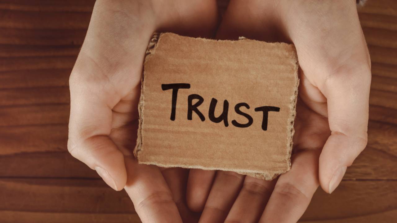 5 Simple Steps to Earn Trust with Trauma Survivors