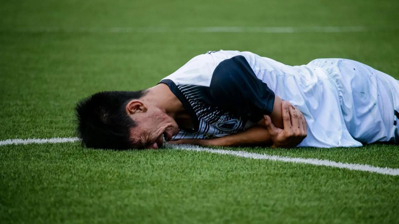 Anatomy of Sports Injuries: How to Identify & Prevent Common Damage